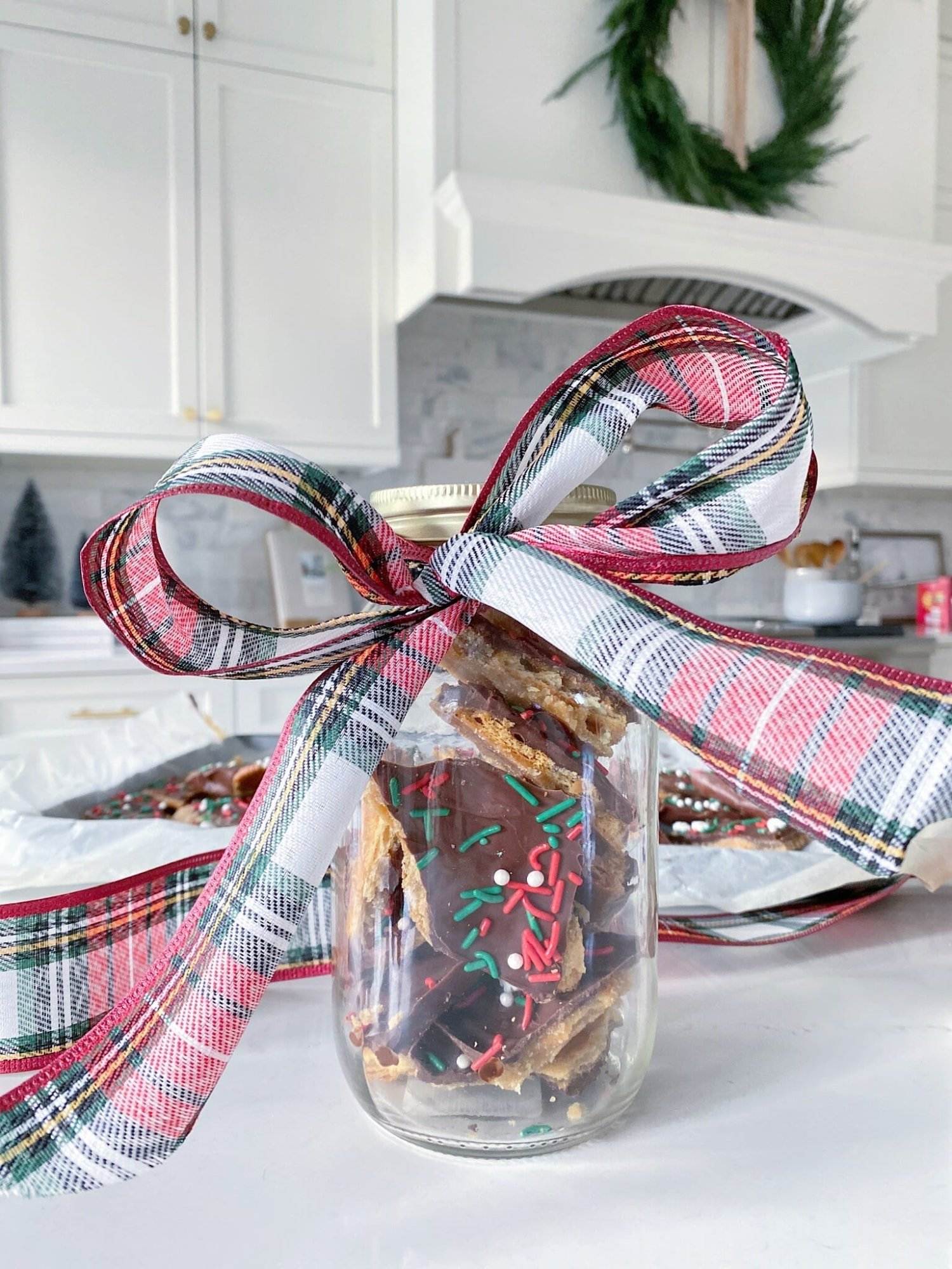The Ritz Cracker Toffee Recipe You Need to Try Now | Life On Cedar Lane